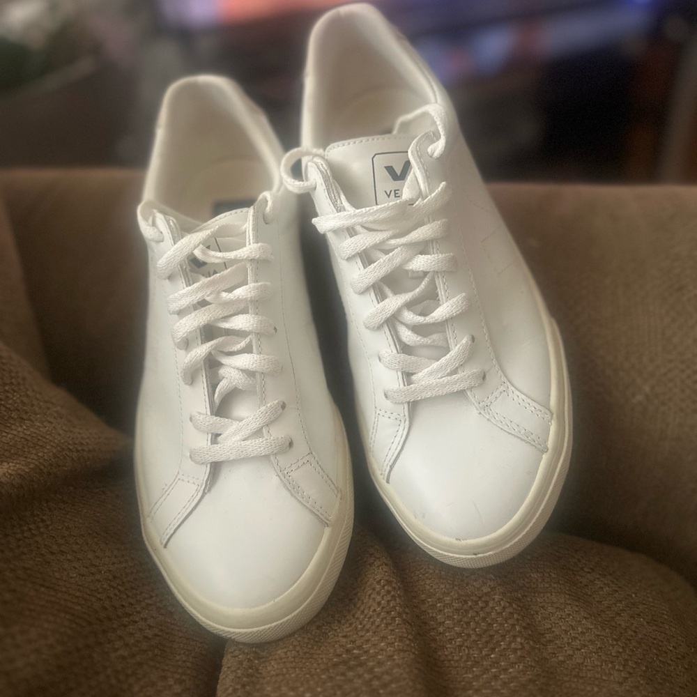 Veja Classic White Lace-Up Sneakers - Gem